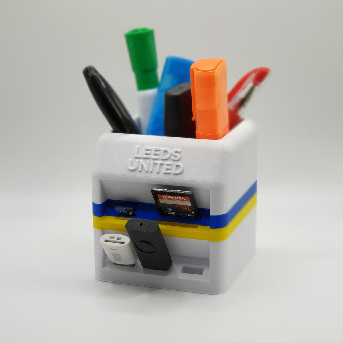 Leeds United Desk Tidy Pen Holder – The Creative Lily